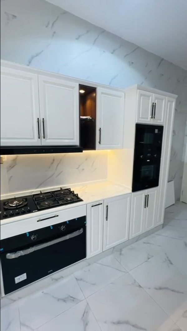 Modern kitchen designs from our work | Hi Gold Kitchen Interior Design